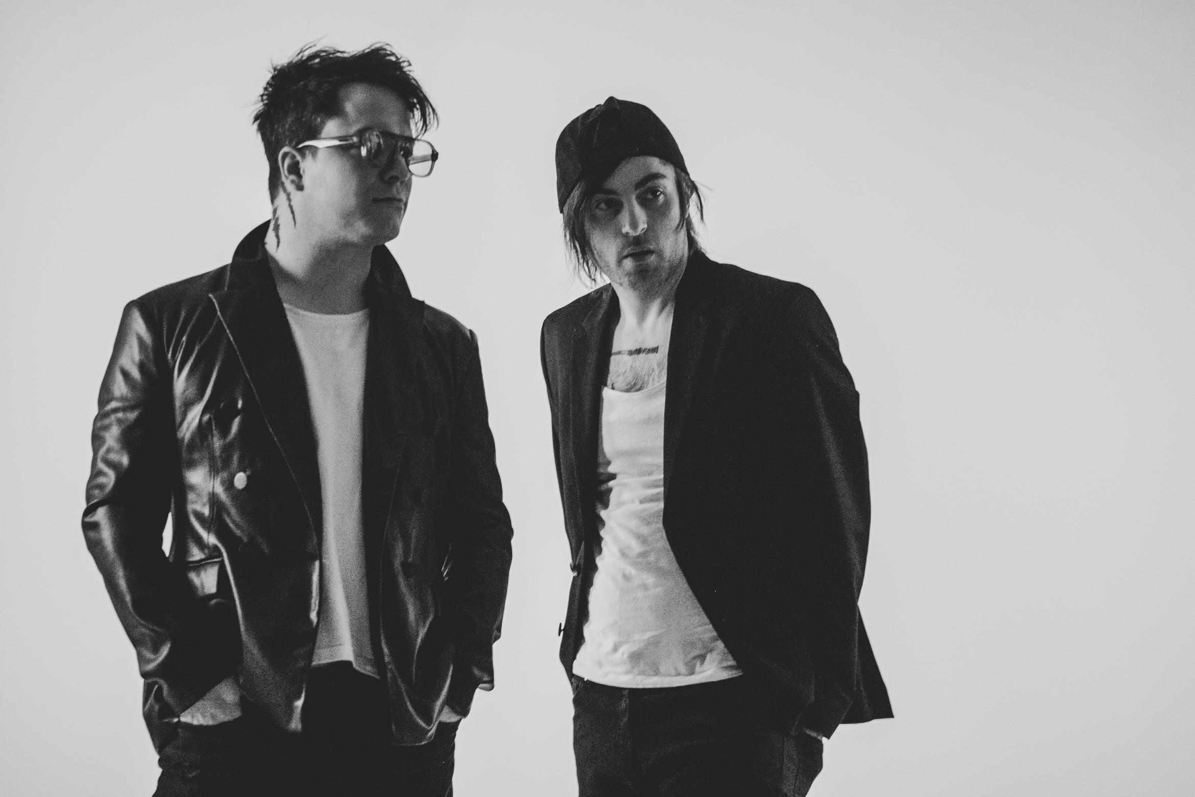 Phoenix Can Die - EMIC Entertainment