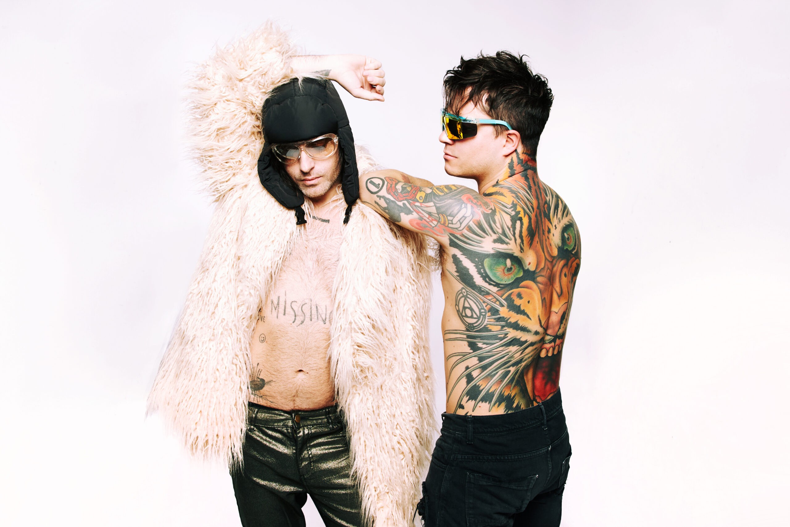 Phoenix Can Die - EMIC Entertainment